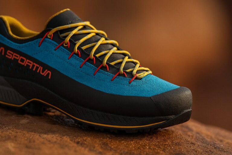 Best Lightweight Hiking Boots 2025: Feel the Trail